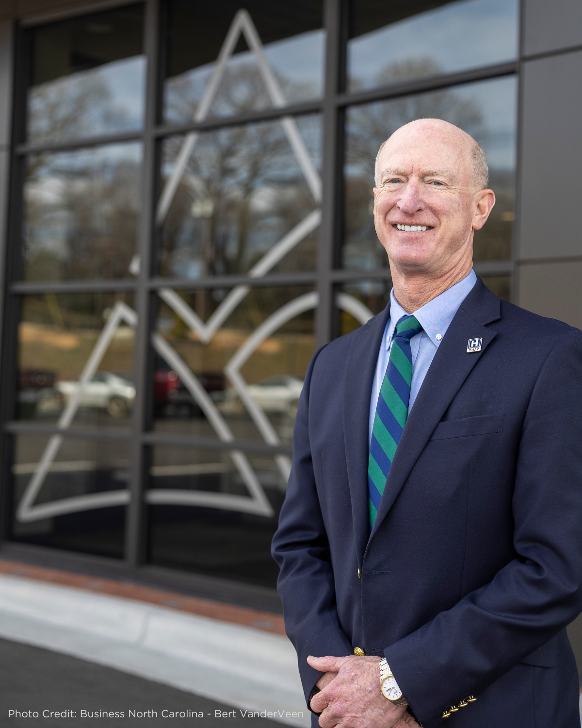 Becker's Hospital Review Announces Chris A. Lumsden as 2024 "Community ...